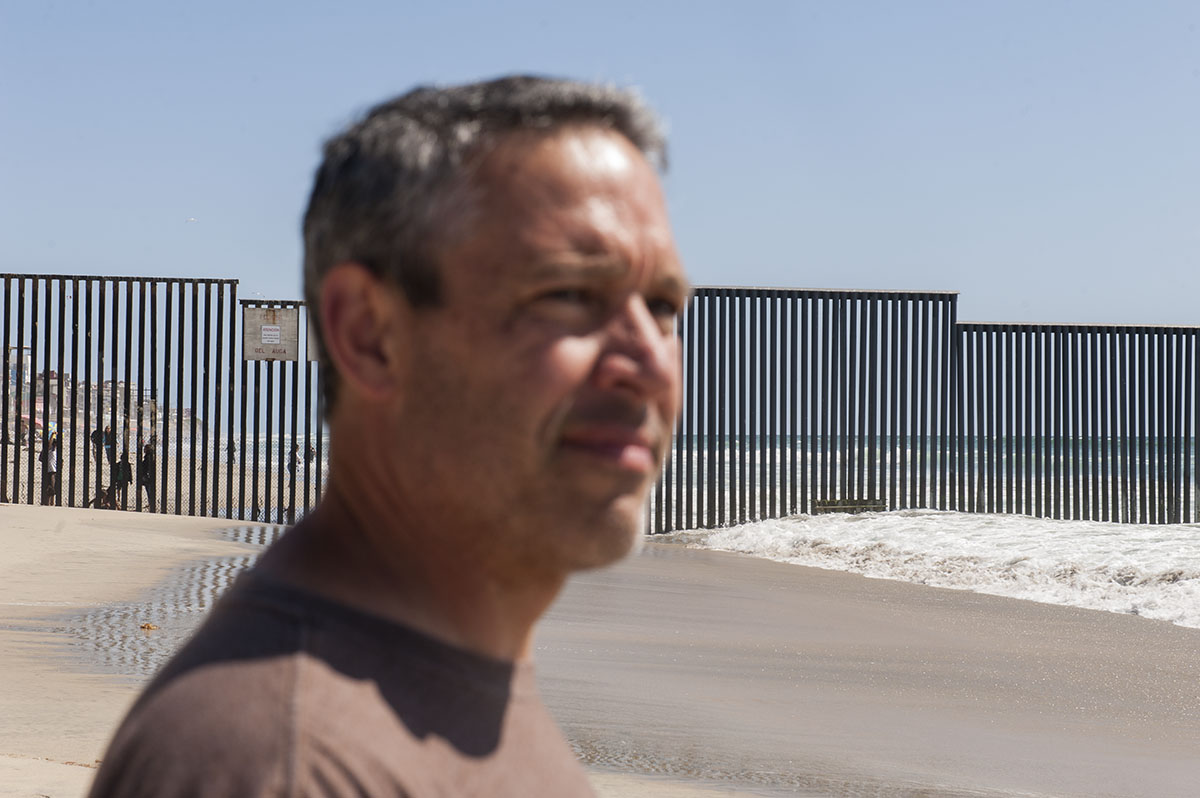 Sandy Huffaker – LA FRONTERA: Artists along the U.S.- Mexico Border